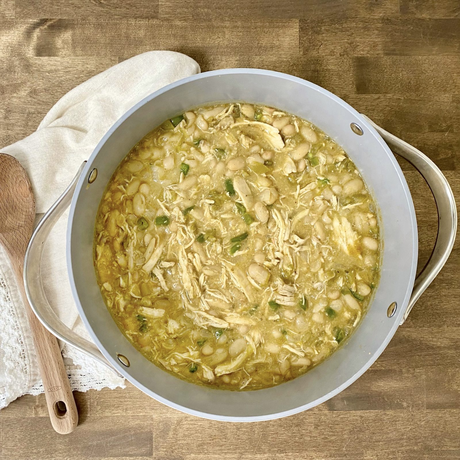 White Bean Chicken Chili - Cali Girl In A Southern World