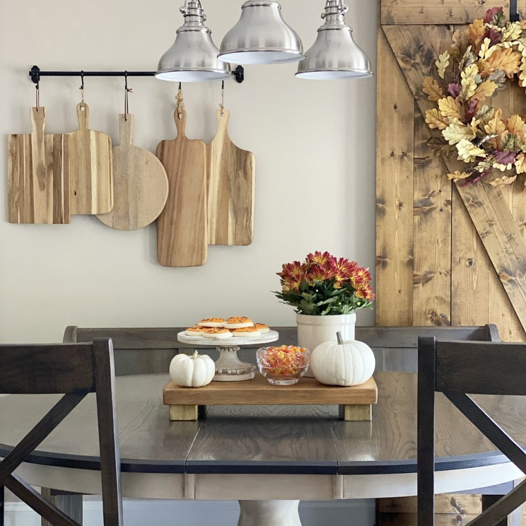 Decorating for Fall in the Kitchen - Cali Girl In A Southern World