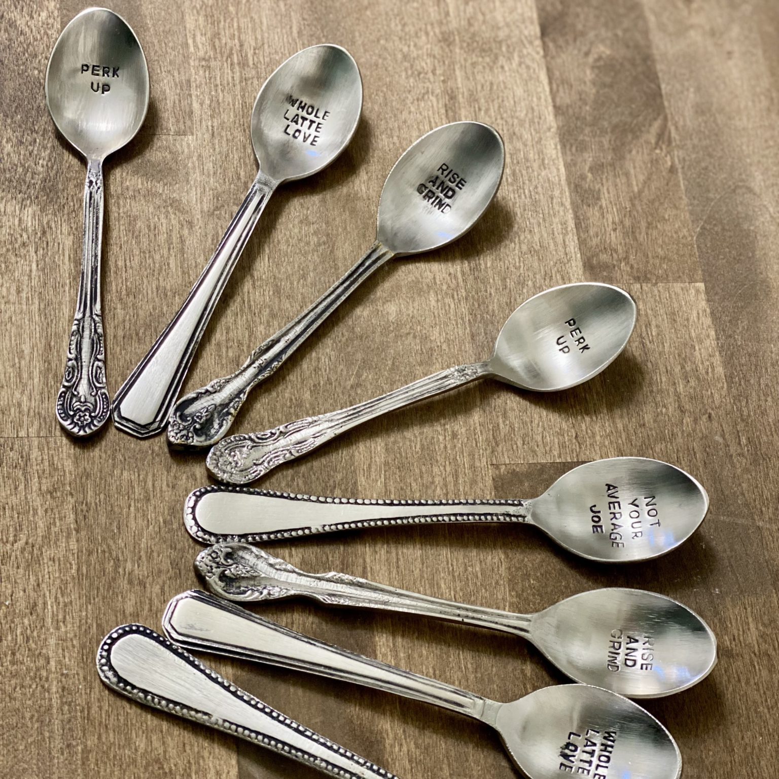 How to Make Chocolate Dipped Spoons - Cali Girl In A Southern World